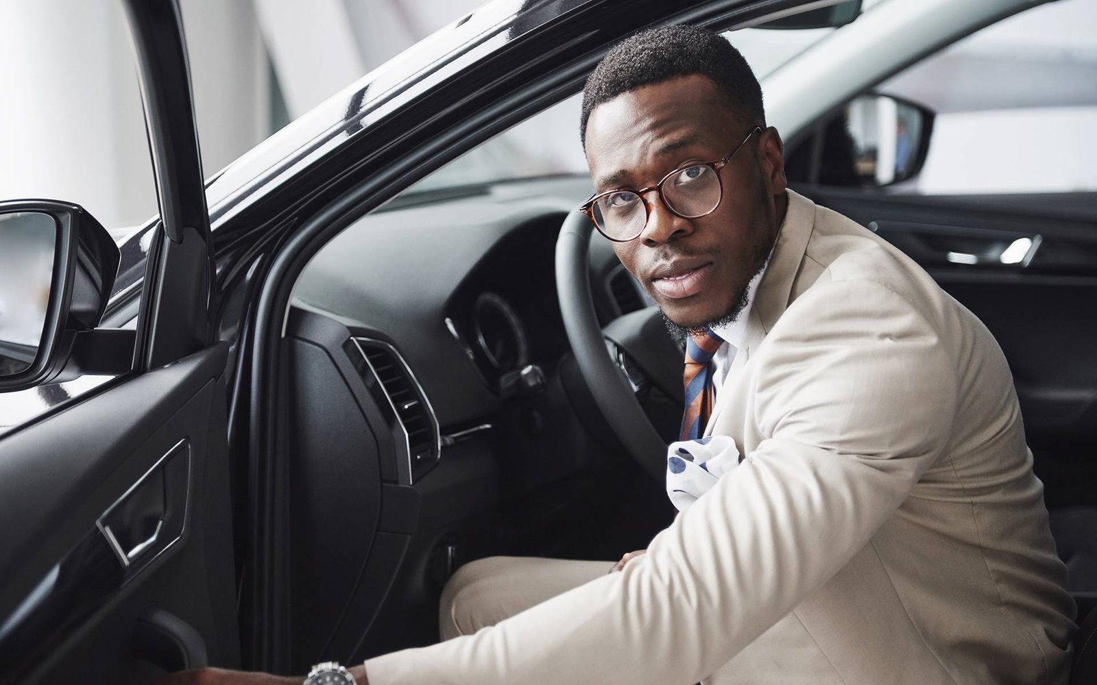 Coke Elite Chauffeur Service | Luxury Chauffeur Service in England